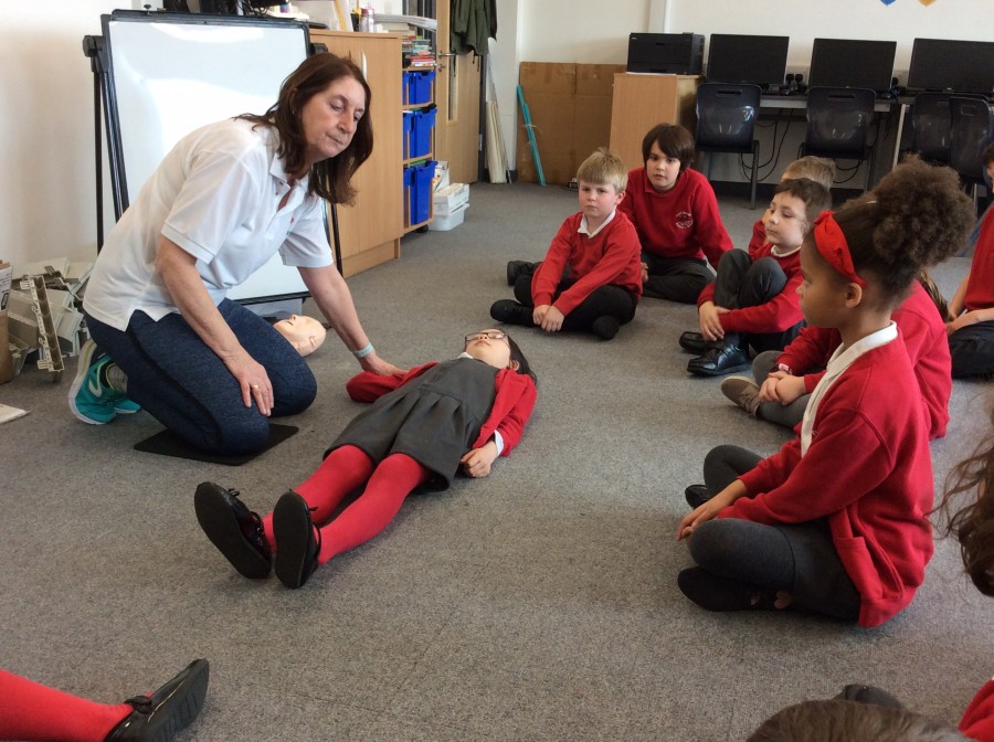 Little Heroes First Aid Club – Front Street Primary School